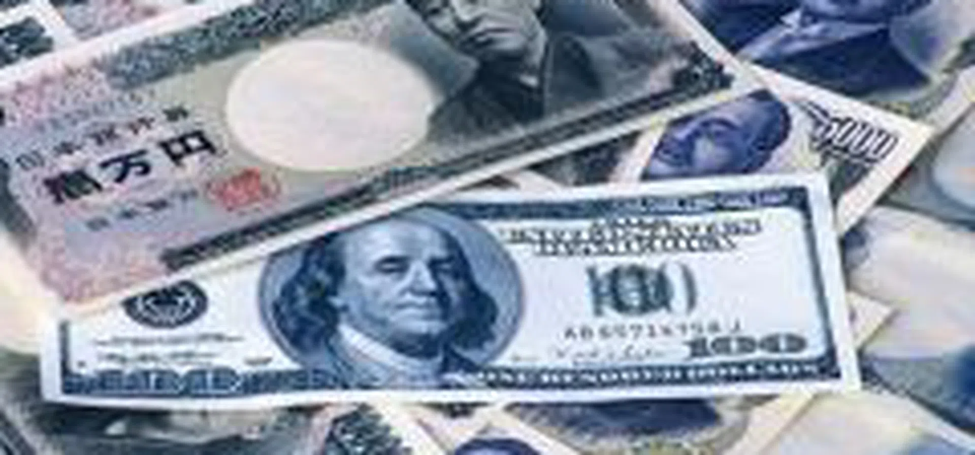 Зелените пари напреднаха и срещу еврото | Profit.bg