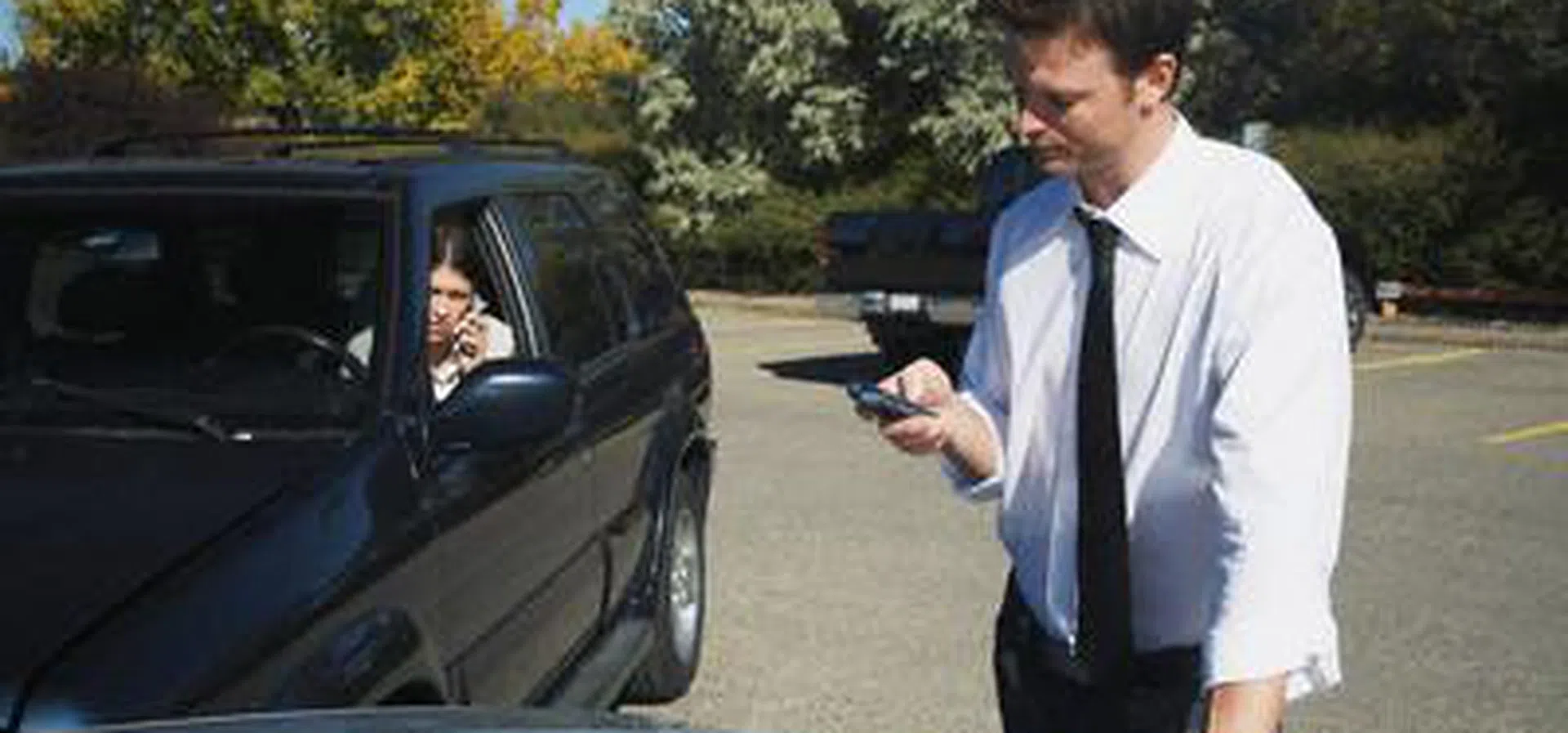 Лев Инс и ОЗК трупат пазарен дял | Profit.bg