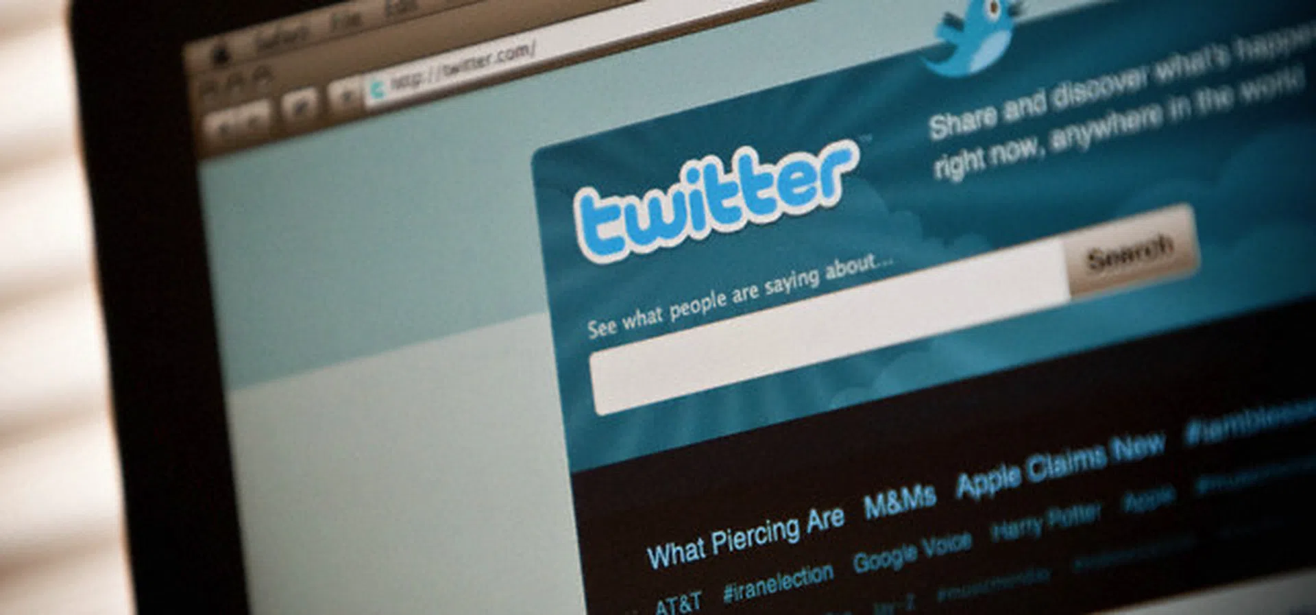 В Турция махната забраната върху Twitter | Profit.bg