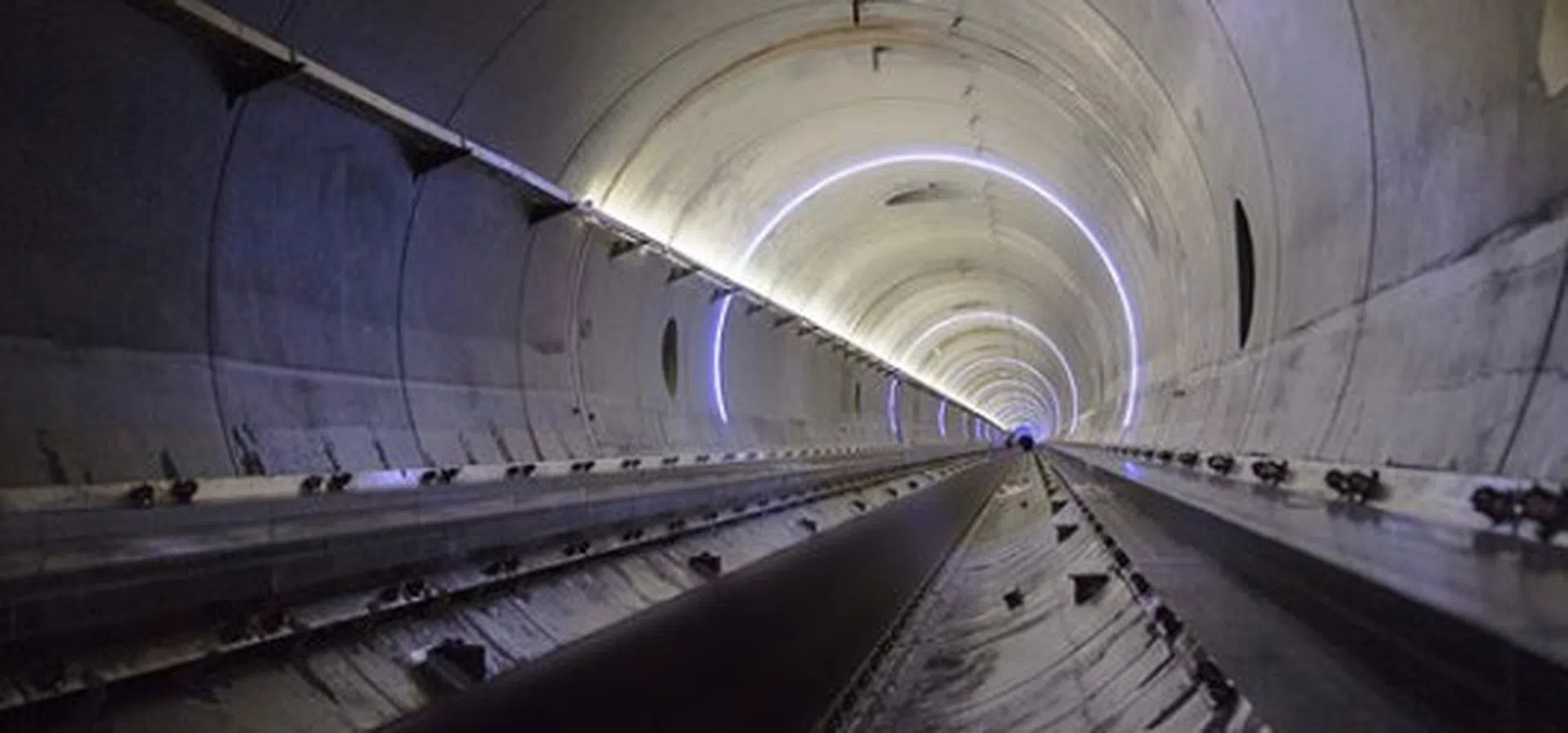 Германски студенти постигнаха скоростен рекорд за Hyperloop | Profit.bg