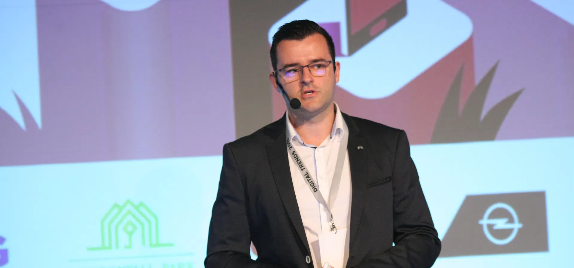 The Clashers: Доверието на потребителите е ключово за успеха | Profit.bg