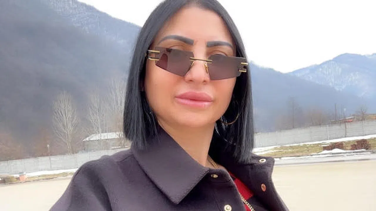 Софи Маринова обожава снаха си Ето как я глези преди сватбата снимка