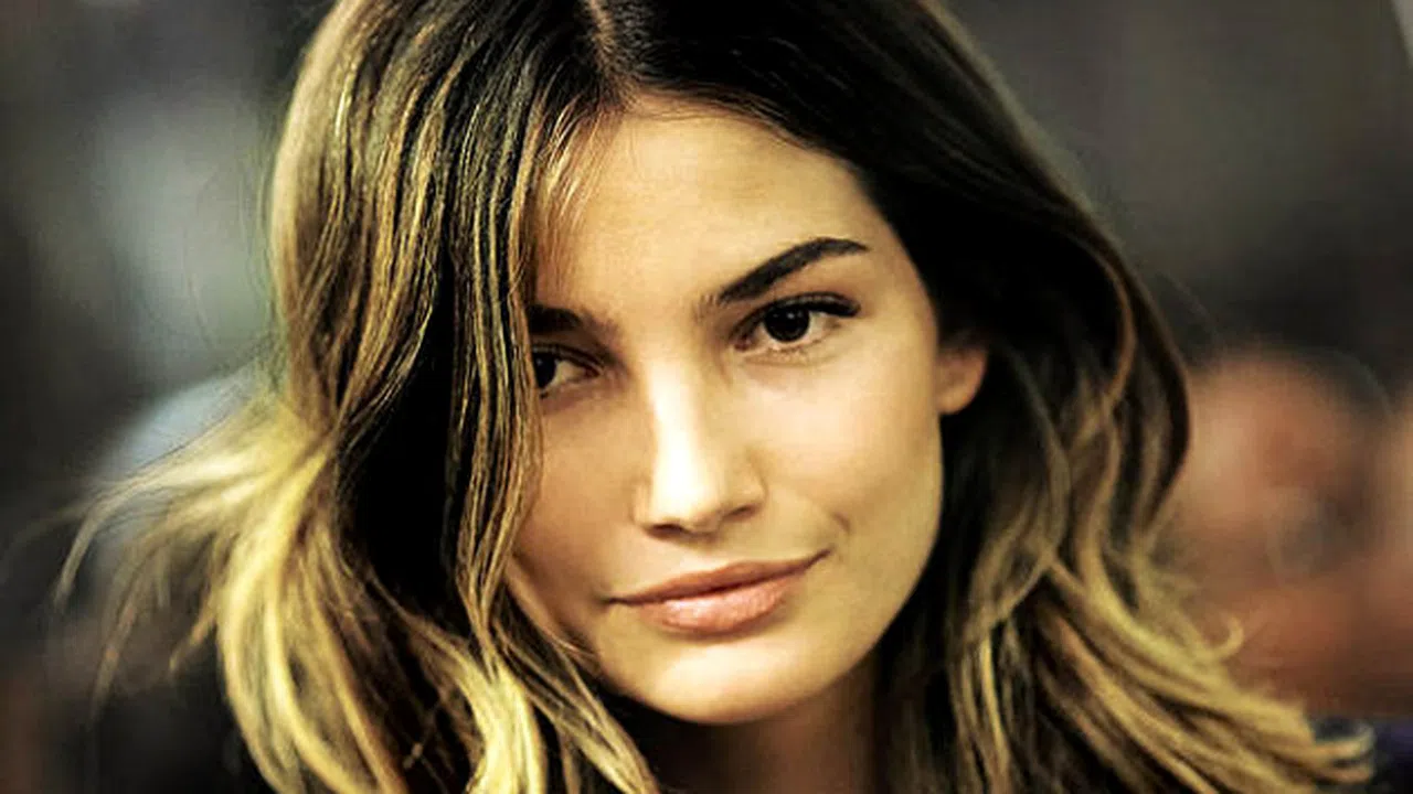 Магическите течни кристали за коса Новини - woman.bg