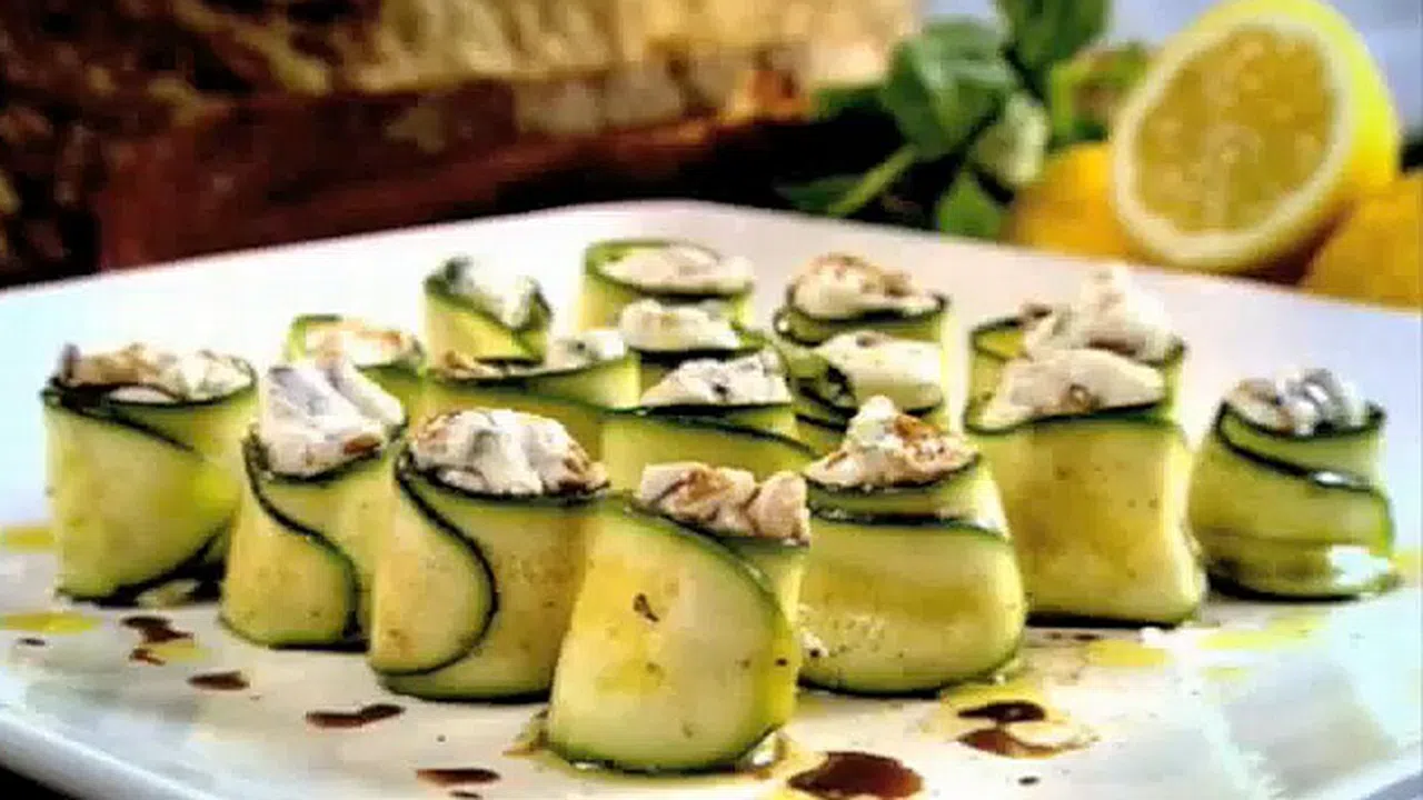 Рулца от тиквички със сирене Рикота вкусно и без печене видео