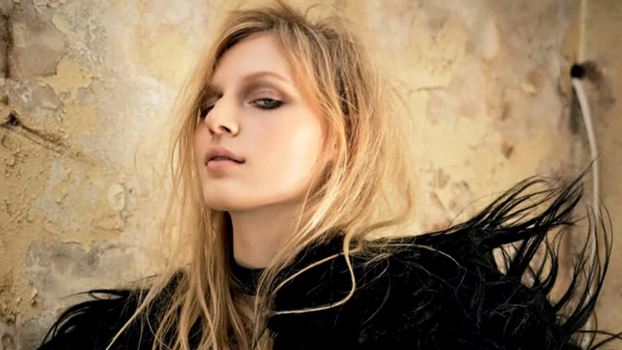 Най-работливата манекенка този сезон e... Новини - woman.bg