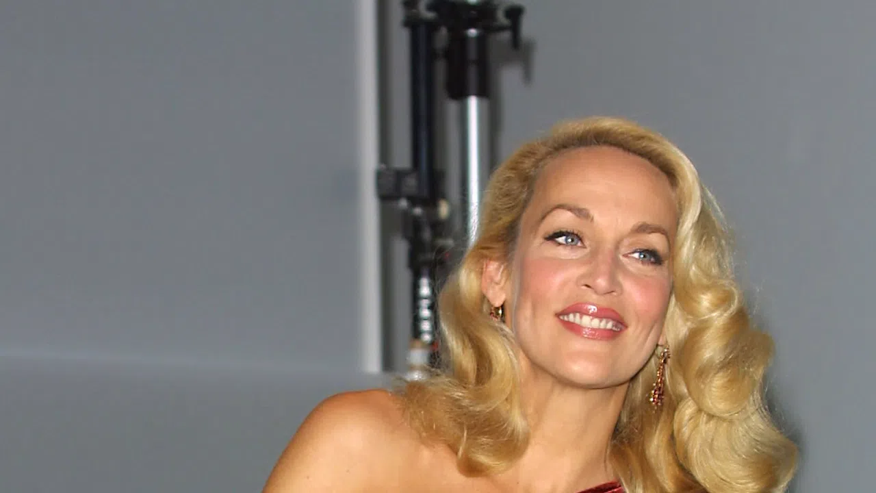 Как изглежда днес най известната любовница на милиардерите от 70 те 67 годишната Джери Хол