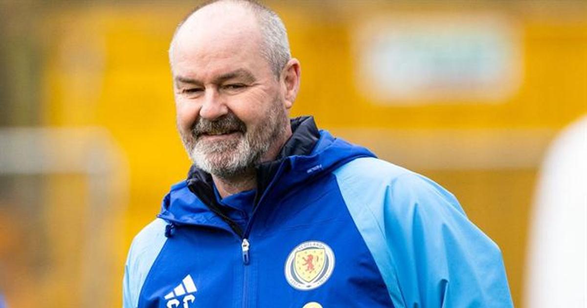 Steve Clarke ao leme da seleção até 2026 | A Bola