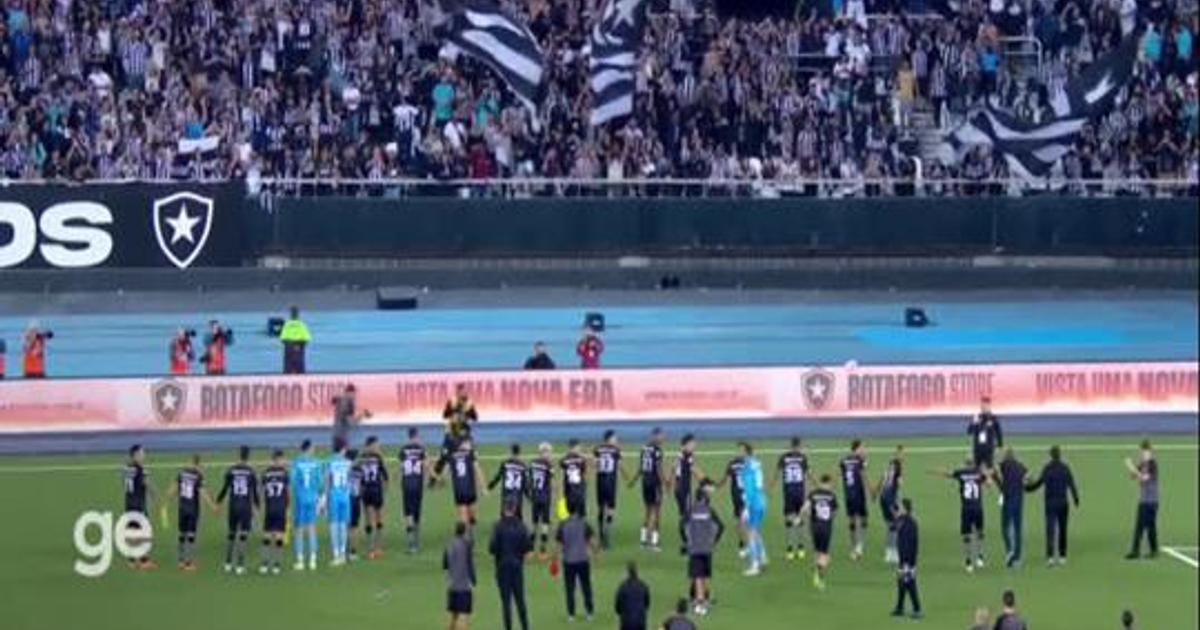 Caçapa deixa Botafogo como herói | A Bola