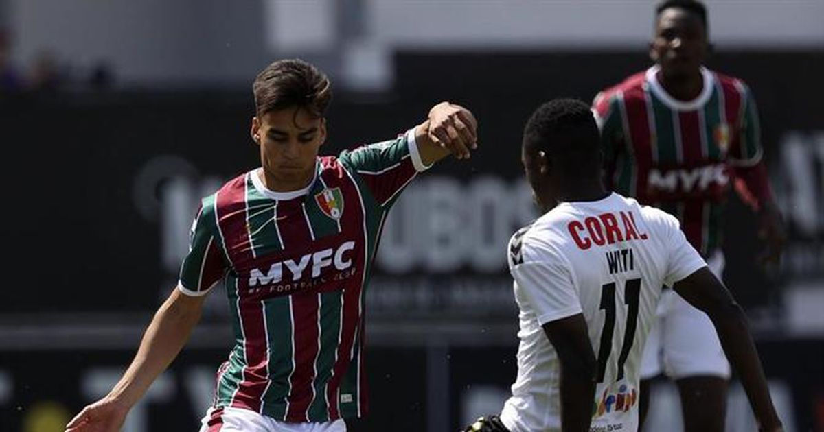 Hevertton dá garantias e deve continuar | A Bola