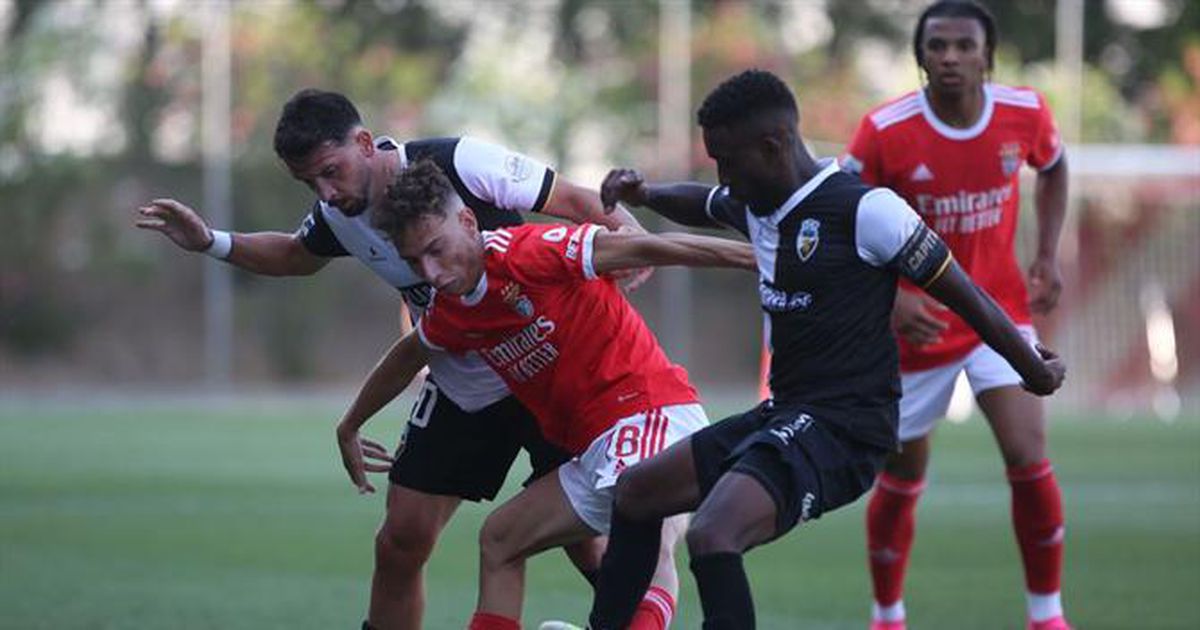 Golo ao cair do pano deixa Farense à esquina da Liga | A Bola