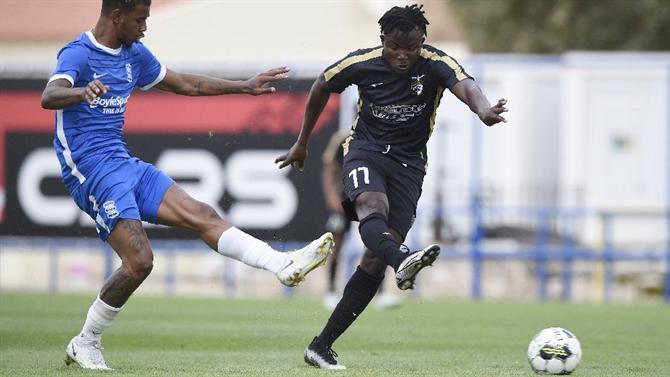 Comentários - Farense Sapara devolvido ao Portimonense | Abola.pt
