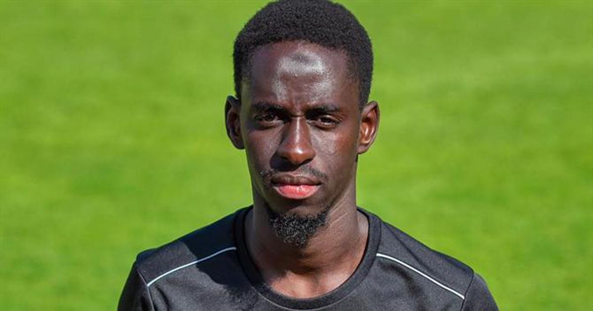 Médio Oriente a tentar Latyr Fall | A Bola