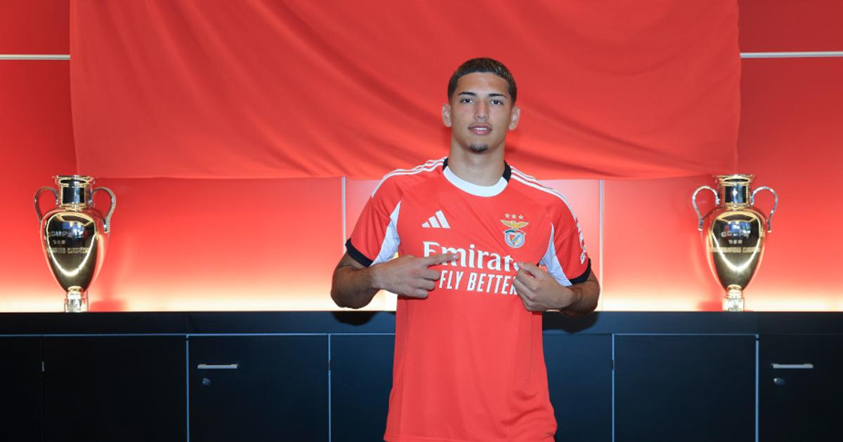 Oficial: Benfica renova com goleador da formação | A Bola