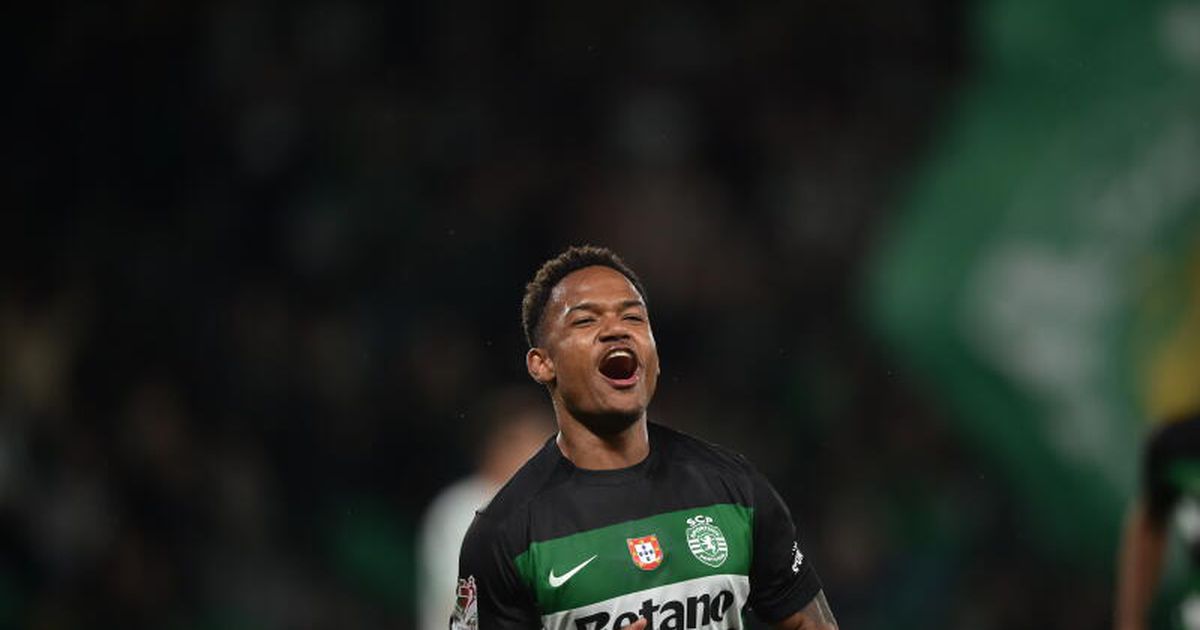 Vídeo: Geny festejou o bis, mas VAR apanhou-o em fora de jogo | A Bola