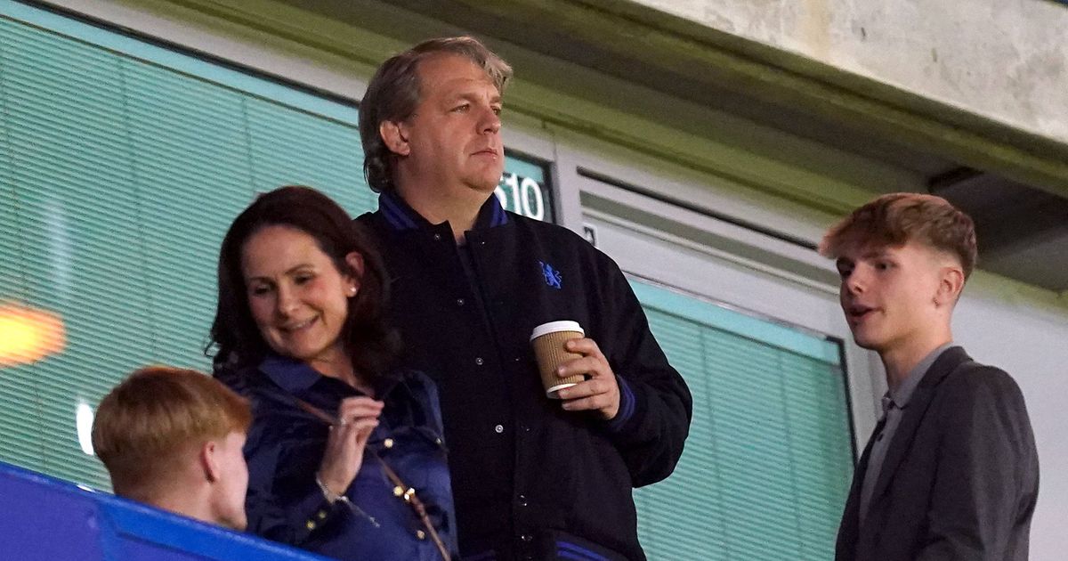 Presidente do Chelsea na Arábia Saudita à caça de milhões | A Bola