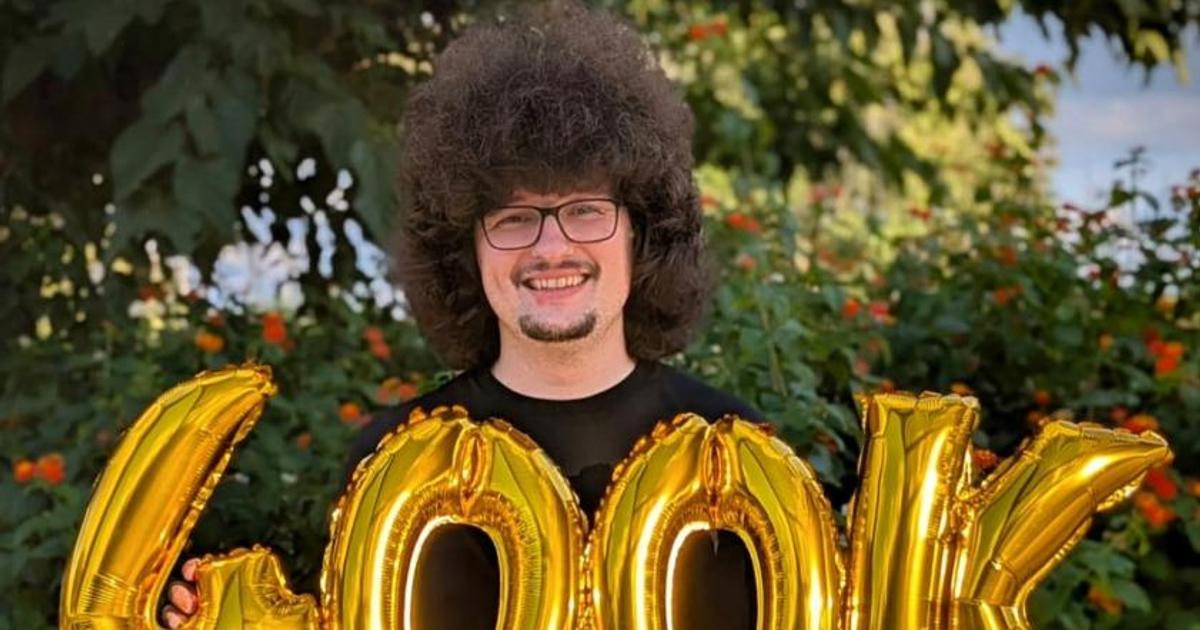 Só faltam 4? Adepto do Manchester United cortou o cabelo pela última ...