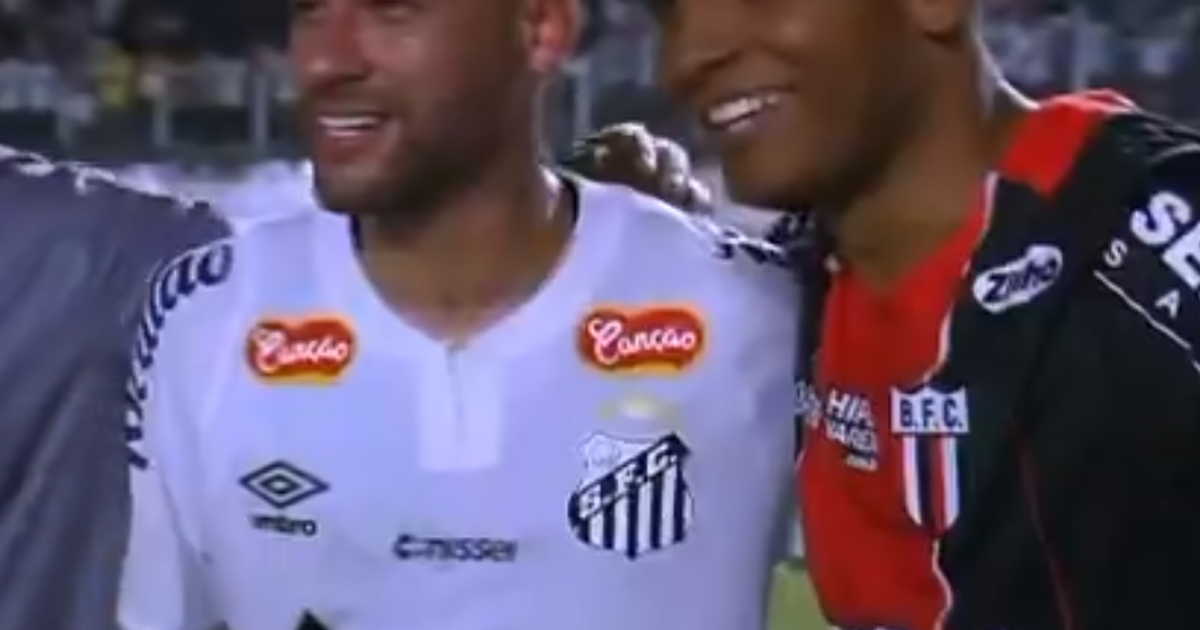 Neymar deu 'show' no final do jogo (vídeo) | A Bola