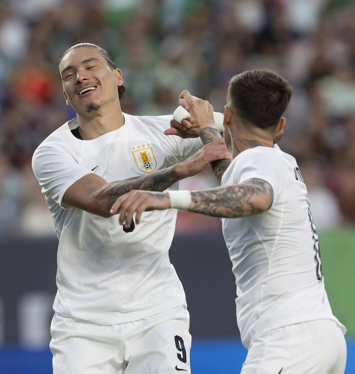 Comentários - Vídeo: Hat-trick de Darwin Núñez na goleada do Uruguai ao México | Abola.pt