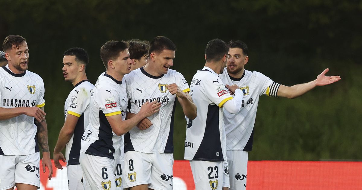 Famalicão: Mirko Topic sorriu três anos e meio e 119 jogos depois | A Bola