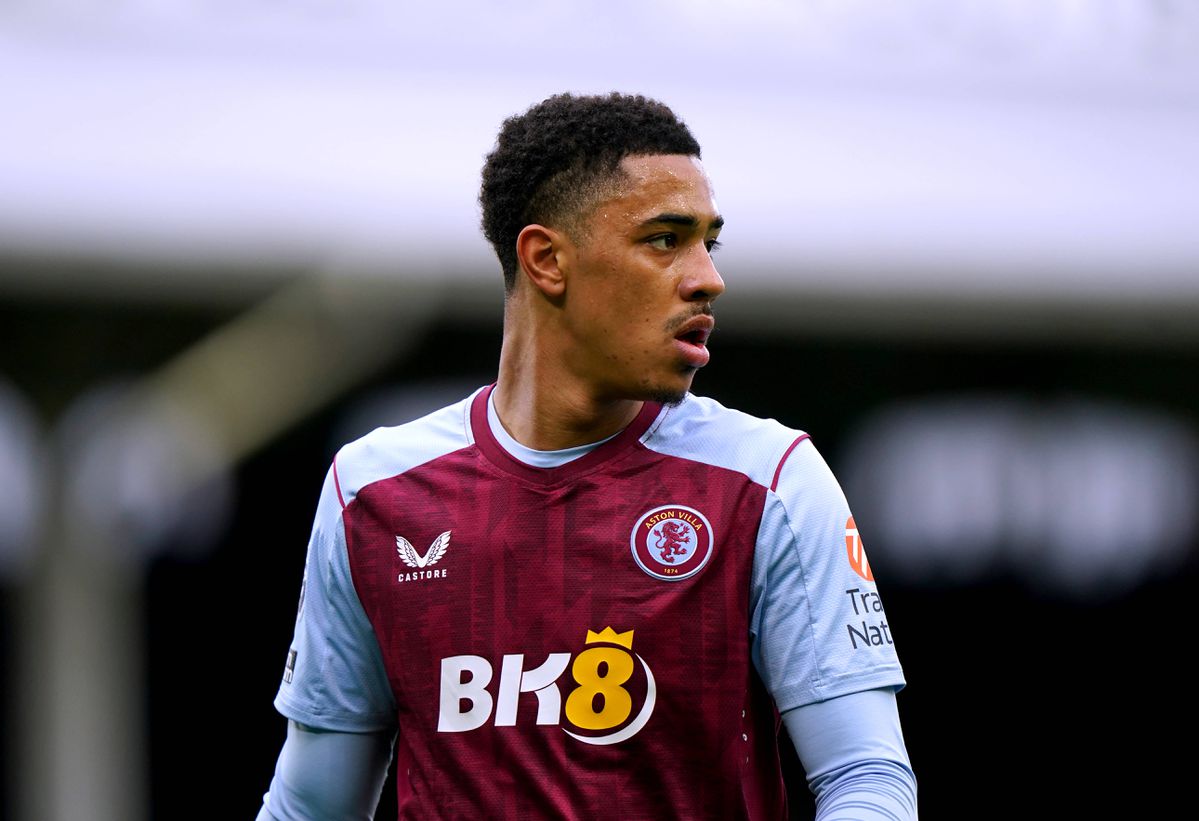 Comentários - Tottenham de olho em Jacob Ramsey | Abola.pt