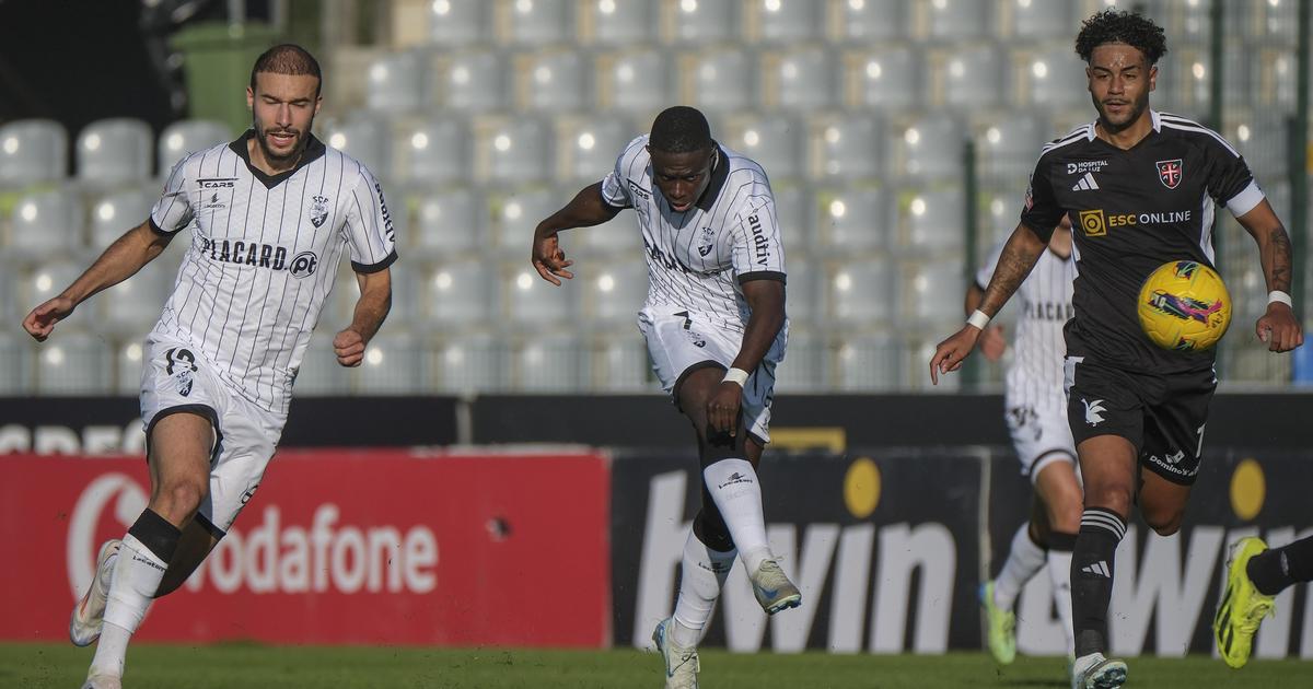 Farense: Elves Baldé convocado para a seleção da Guiné-Bissau | A Bola