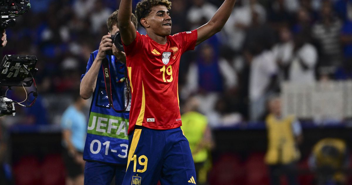 Rabiot? Yamal justifica destinatário da celebração no golo | A Bola