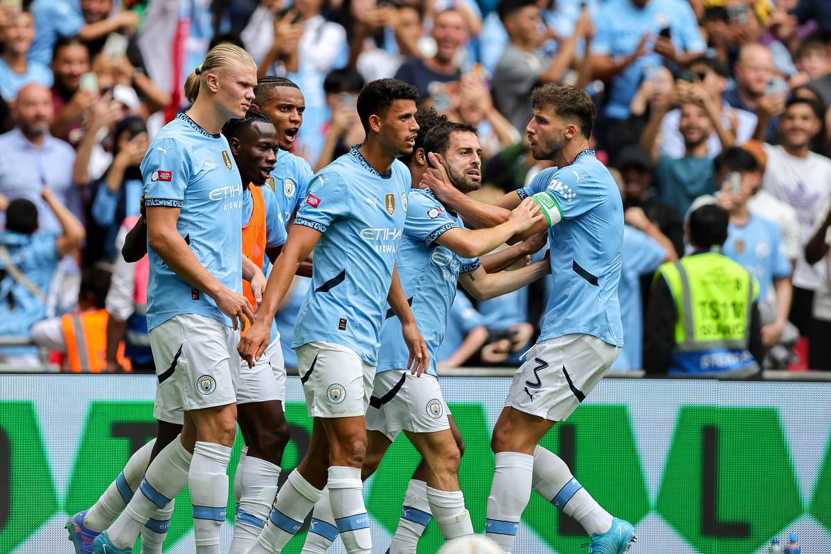 Comentários - Manchester City ganha Supertaça nos penáltis | Abola.pt