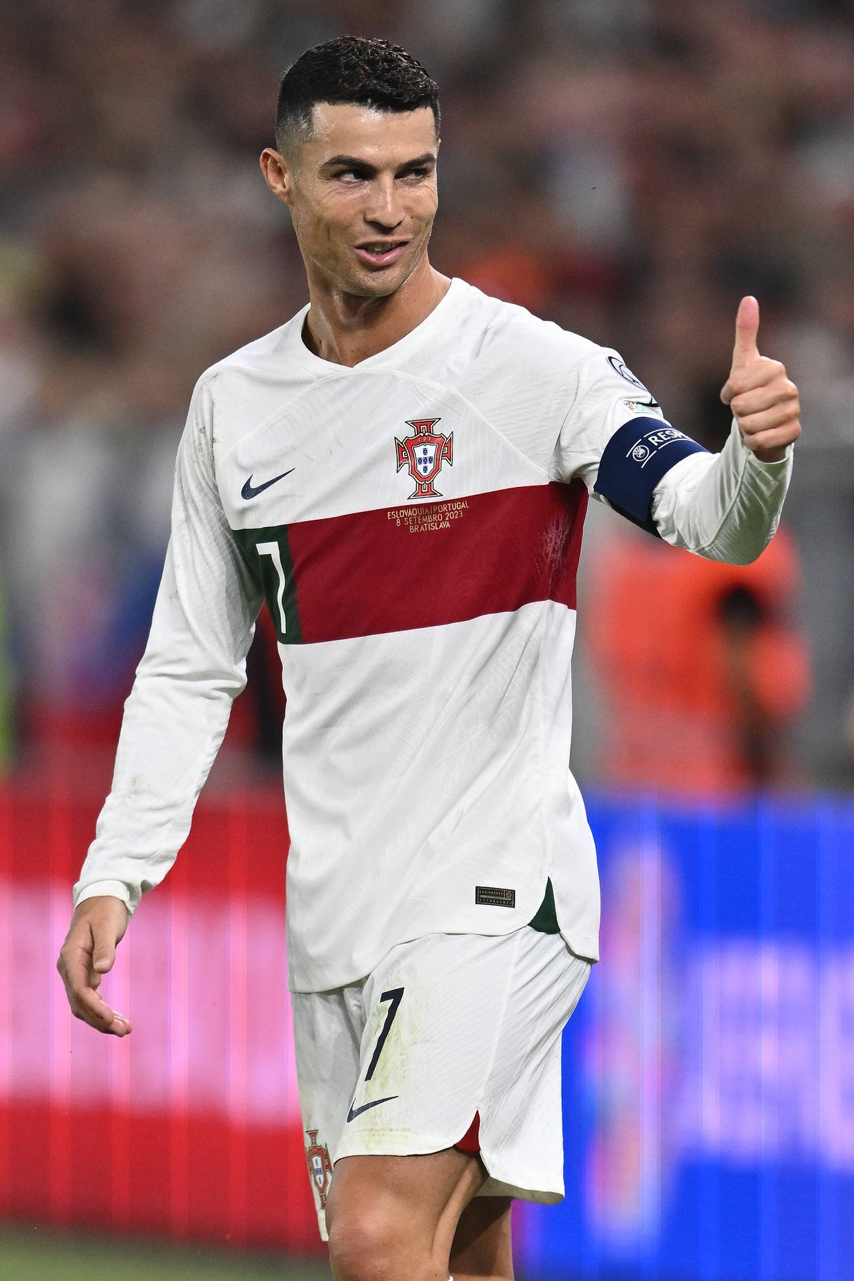 CR7 no apoio a Portugal: «Vamos equipa!» | Abola.pt