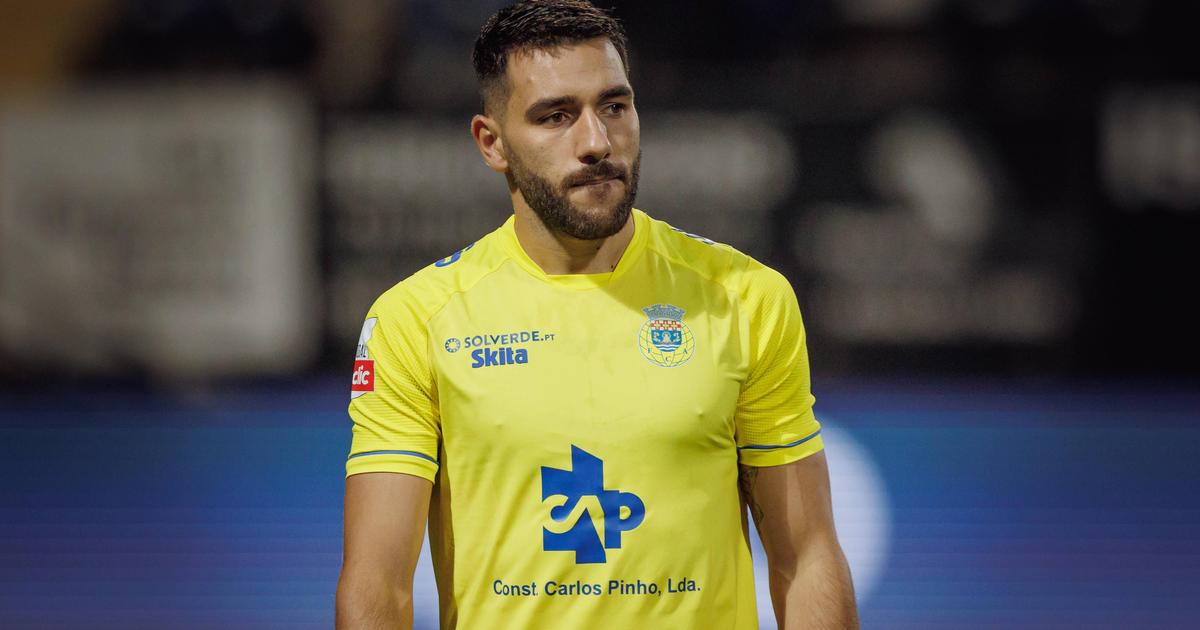 Tiago Esgaio: «Um abraço para o Eustáquio, aqui não há clubes» | A Bola