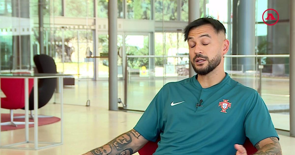 João Matos recorda os primeiros passos na Seleção Nacional | A Bola