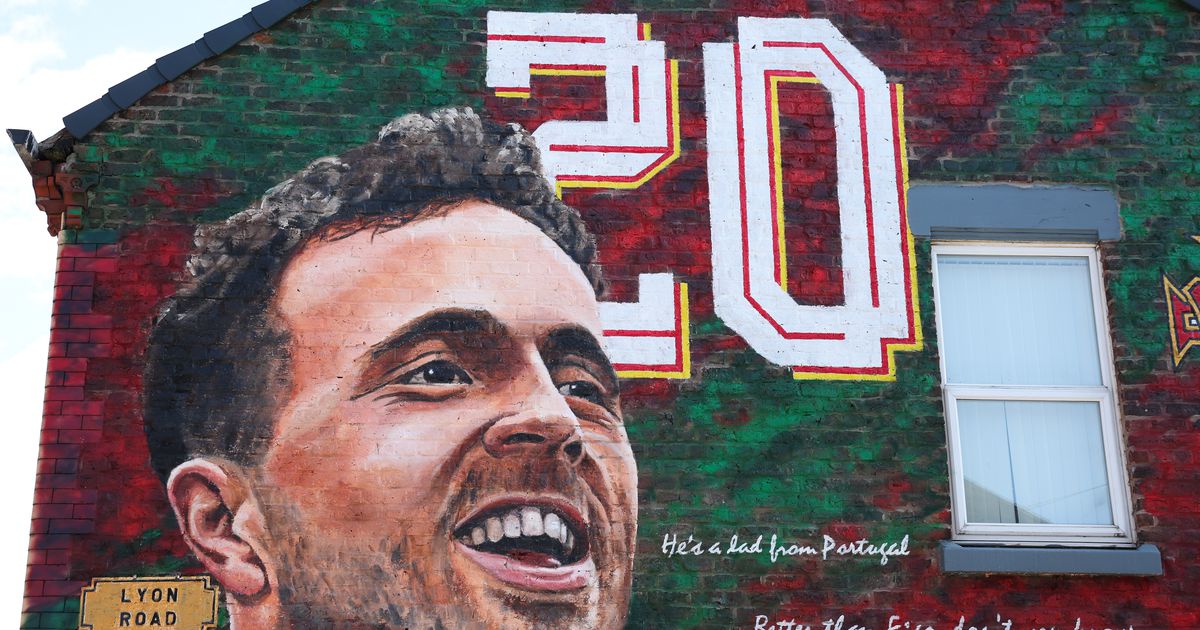 O novo mural de homenagem a Diogo Jota e André Silva (fotogaleria) | A Bola