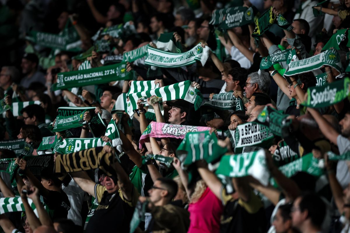 Comentários - Claque do Sporting critica nova homenagem a Ronaldo ...