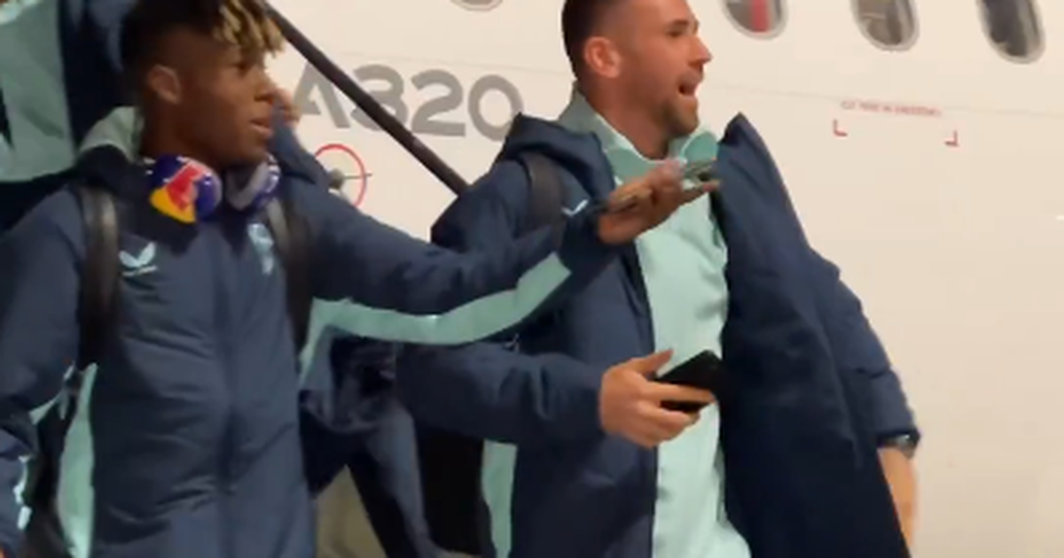 Nico Williams e companhia recebidos com bolas de neve em Praga | A Bola