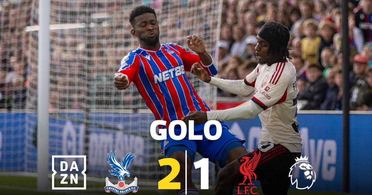 O golo que valeu a primeira derrota do Liverpool na Premier League ...