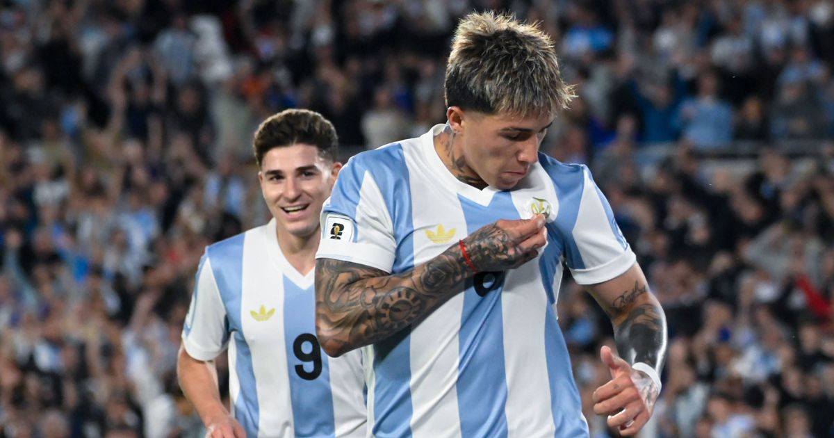 Começou em Otamendi e terminou em Enzo: 35 passes no golo do Argentina ...