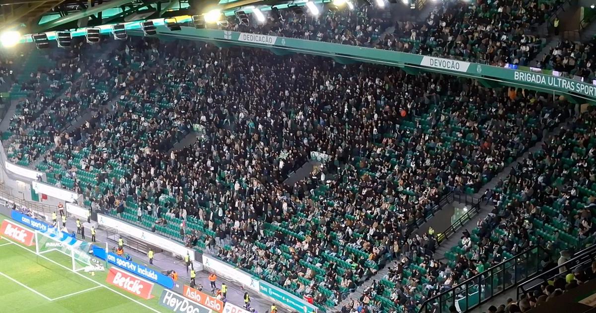 Claque do Sporting já canta para o dérbi e há quem assobie | A Bola