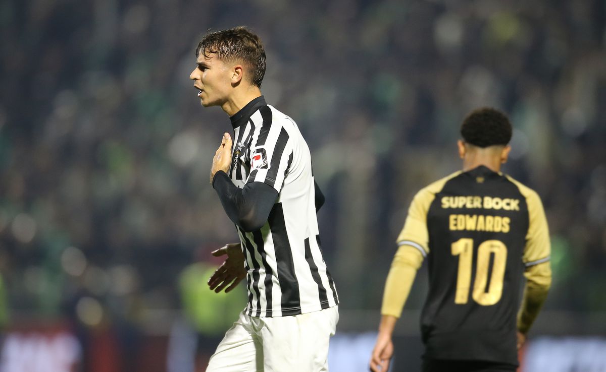 Filipe Relvas conformado: «O árbitro tem direito a errar...» | Abola.pt