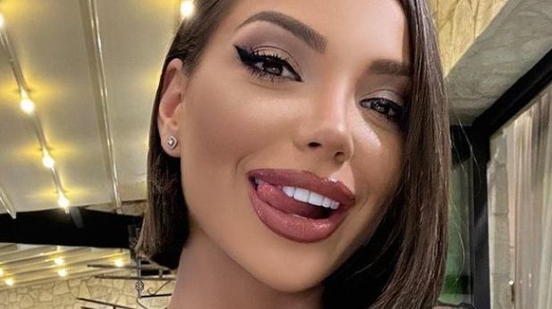 Мис Силикон вика на Бони мамо