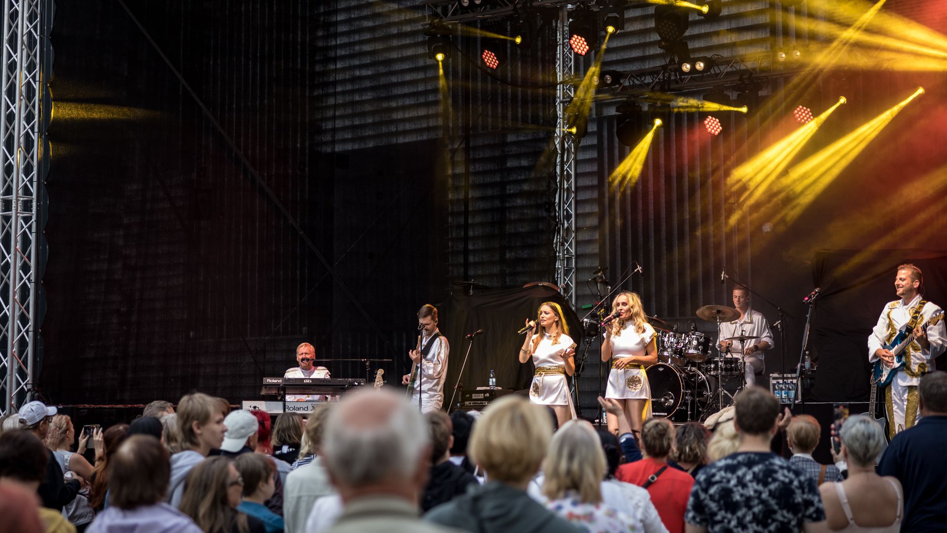 Dancing Queen спасява при инфаркт