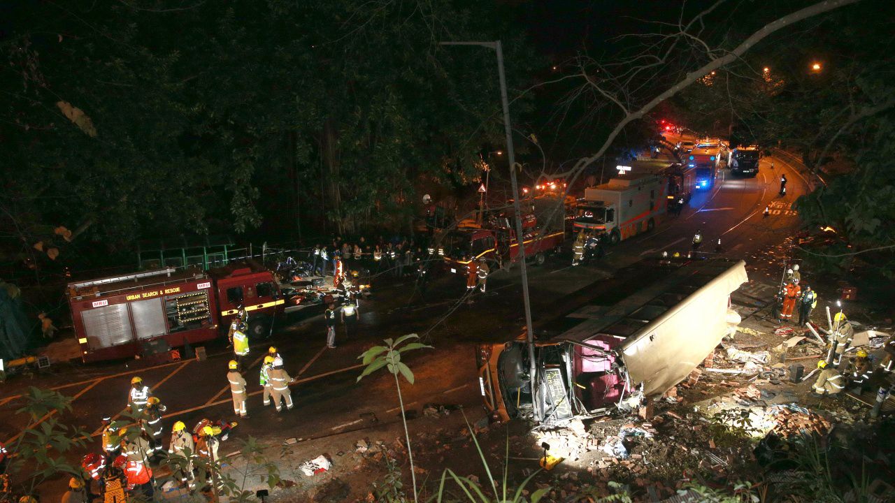 Трима души загинаха при катастрофа на автобус в Северозападна Турция Новини бг