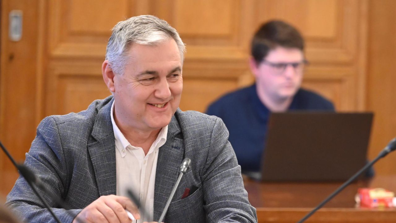 Глеб Мишин E кандидатствал за българско гражданство с фалшиви документи