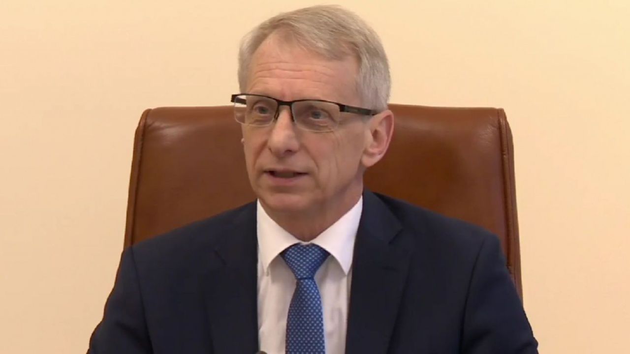 Денков Има как да сме финансово отговорни но това да не бъде за