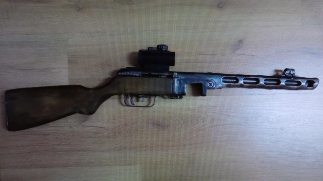 Задържане под стража за мъж държал незаконни оръжия и боеприпаси Новини бг