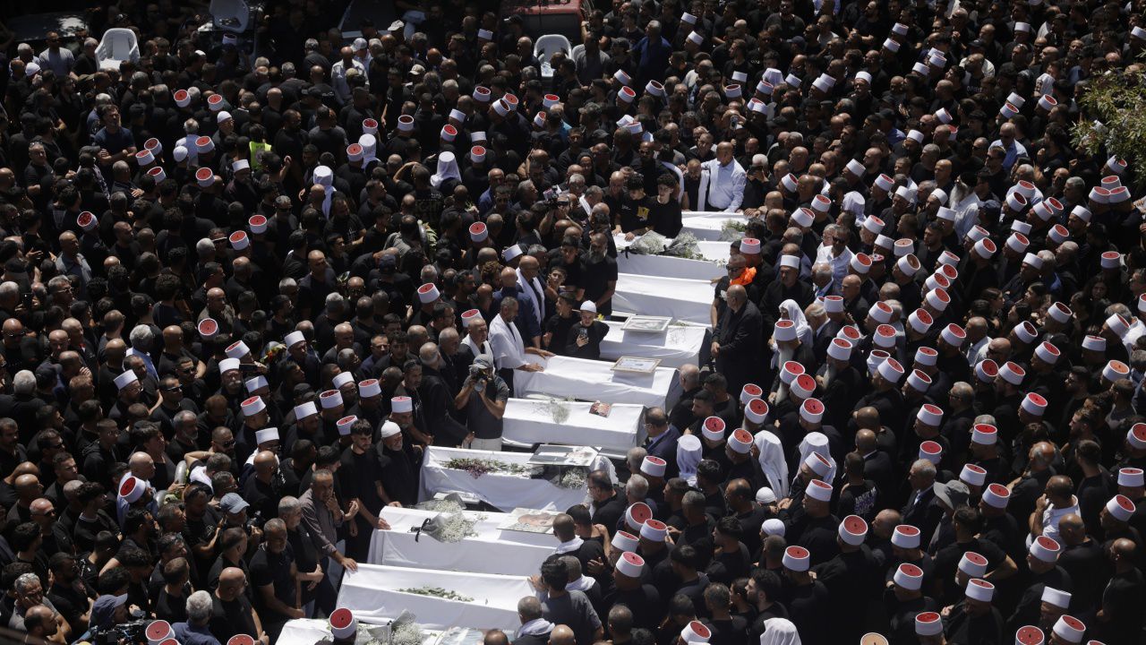 Руслан Трад Малко вероятно е Израел да отвърне на удара на Хизбула но Нетаняху е непредвидим