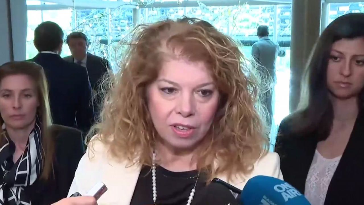 Йотова Отстраняването на Росен Желязков е странно Новини бг
