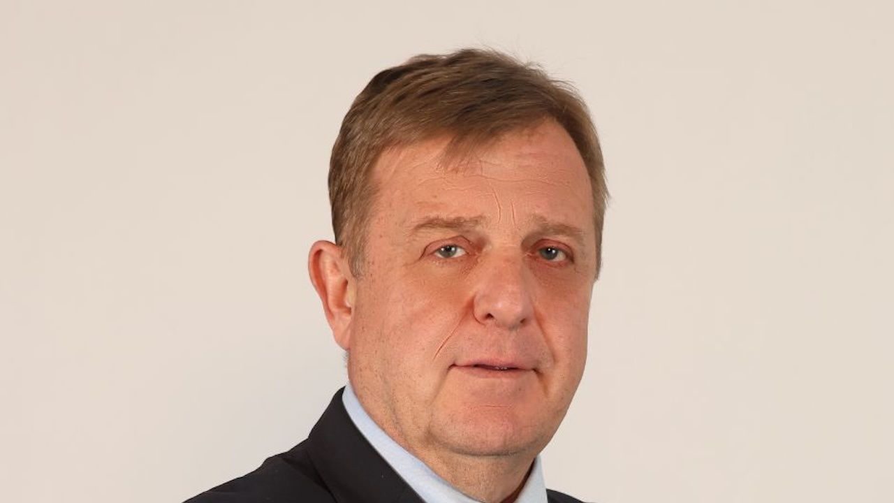 Красимир Каракачанов Гласувах за младите хора да я има България Новини бг