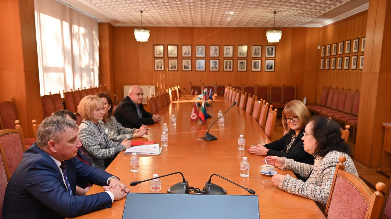 УНСС е с най висока институционална акредитация сред българските университети Новини бг