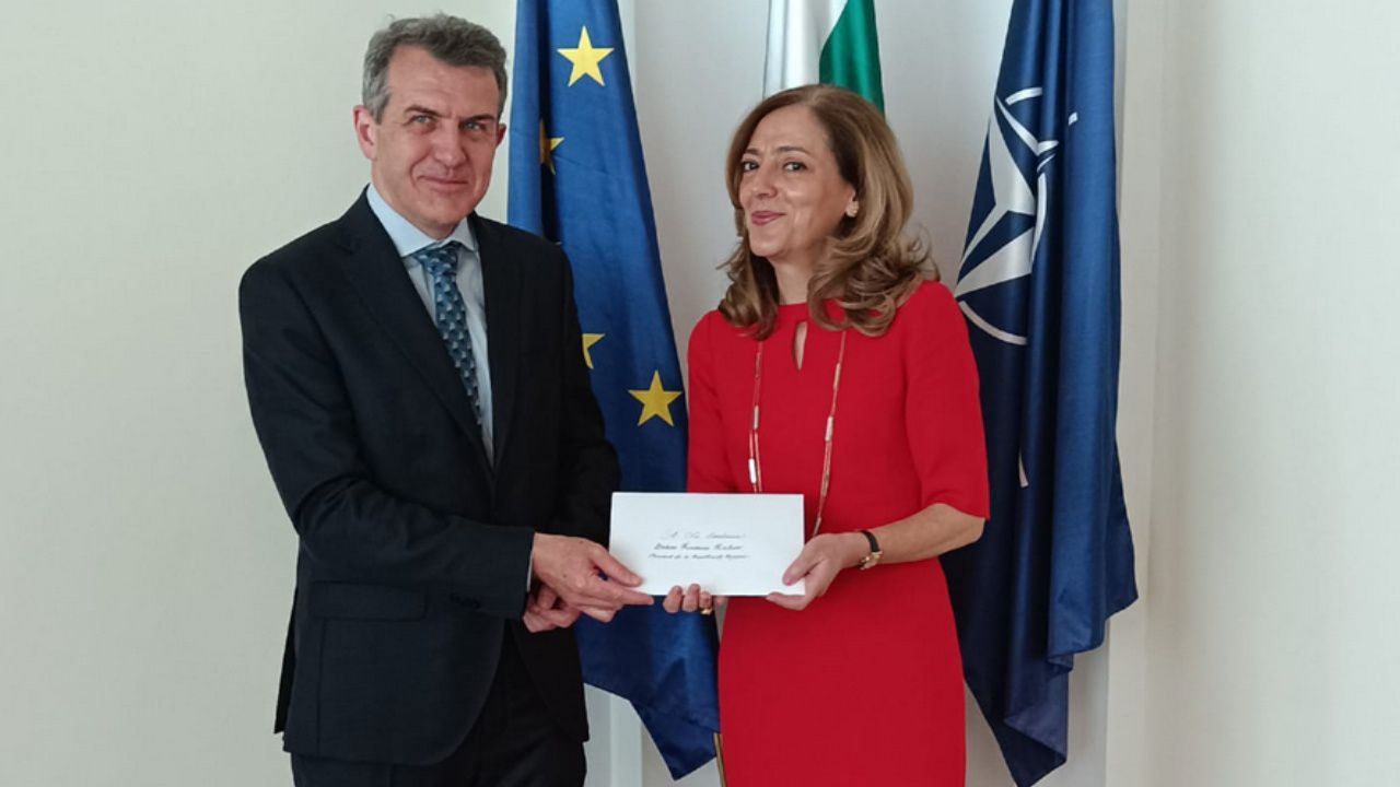 Новият посланик на Испания у нас връчи акредитивните си писма Новини бг