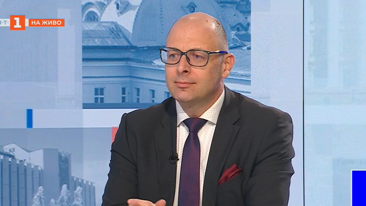 Йордан Божилов Русия има повече лостове да води тази война но Украйна има силни съюзници