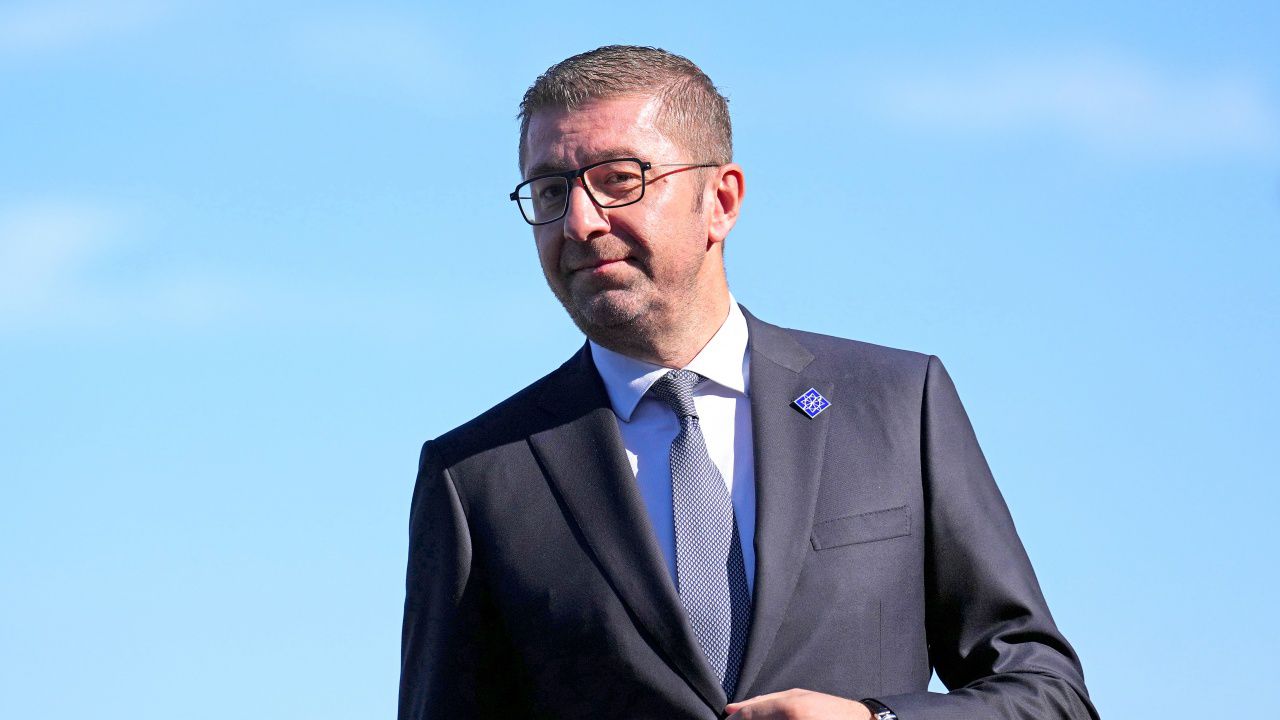 Премиерът на РСМ Надявам се че след изборите в България ще има редовно правителство и ще можем